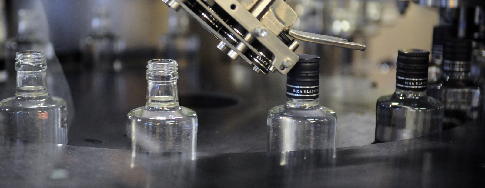 Spirta ražošana Latvijā pērn samazinājusies par 46,3% / Diena