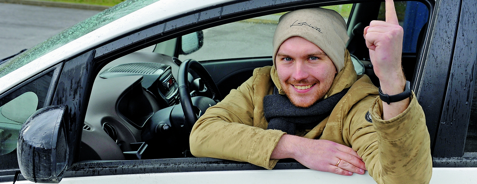 Zvaniņš skan, elektroauto brauc / Diena