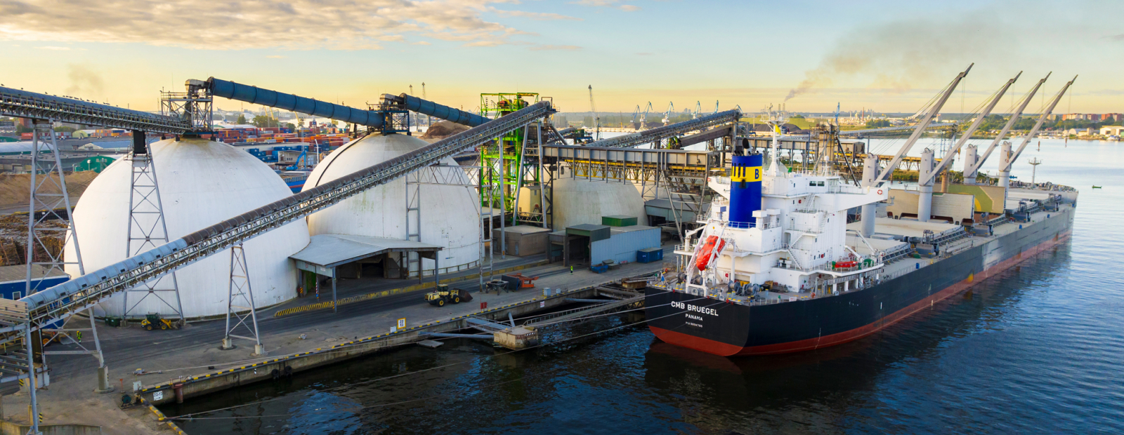 Une saison active de manutention de cargaisons de céréales a commencé ...