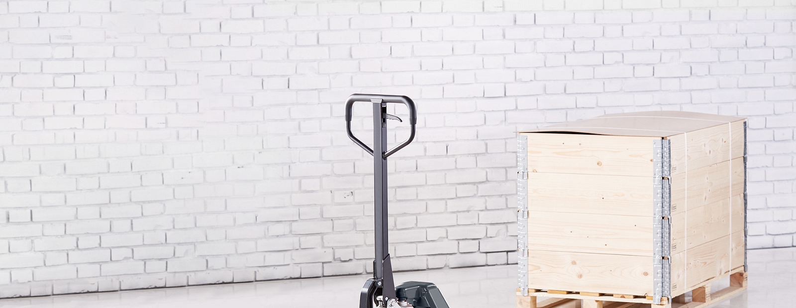 Funkcionāli palešu ratiņi darba efektivitātes uzlabošanai / Diena