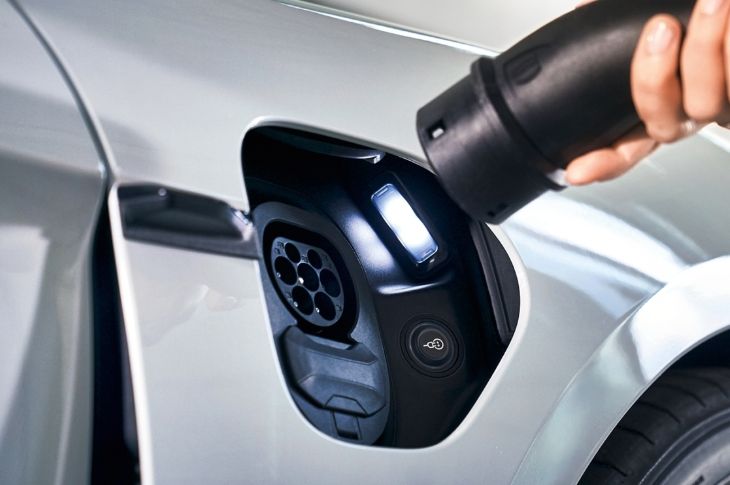 Elektroauto popularitāte turpina augt – jaunākās tendences automašīnas ...