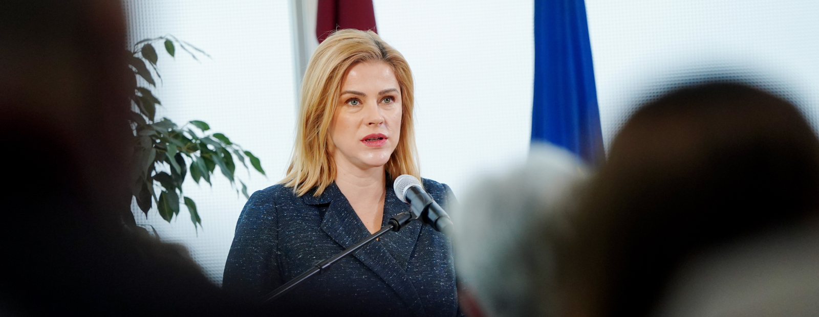 Siliņa: Latvijā nebūs un nav vajadzīga tāda civilā aizsardzība, kāda ...