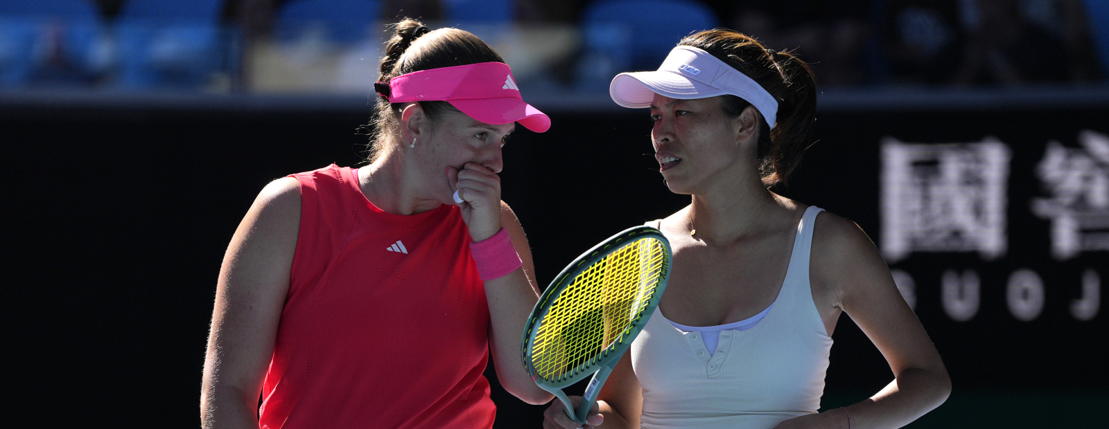 Ostapenko sasniedz Dubaijas WTA 1000 dubultspēļu sacensību ...